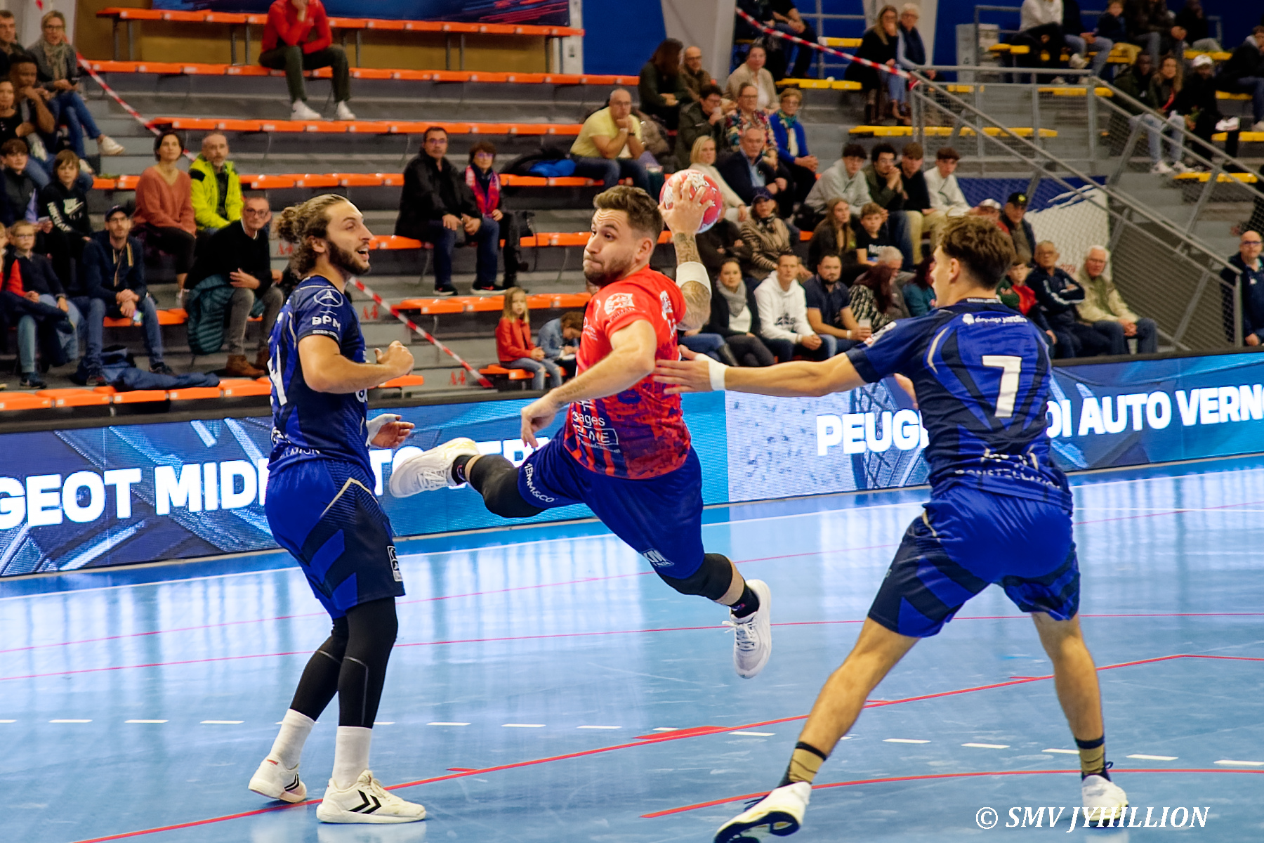 Le SMV renoue avec la victoire à Gien 34-28 (14-12) | SMV Handball